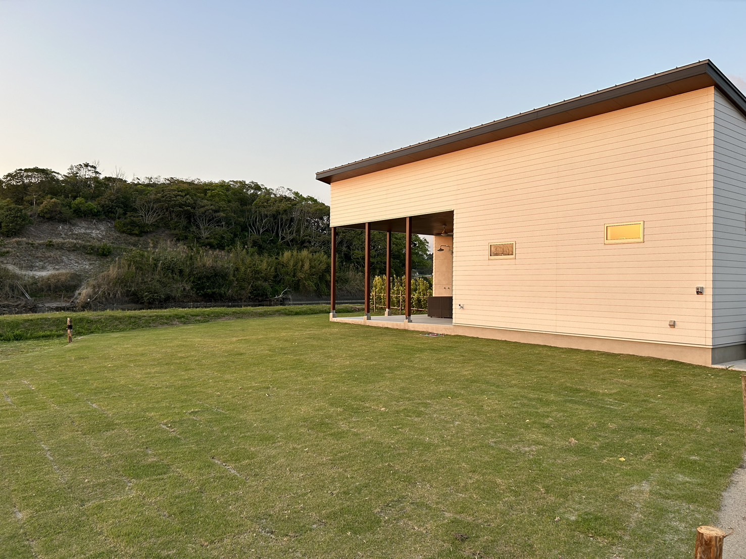 GOODLUCK STARBEACH【公式】 | Fukiagehama